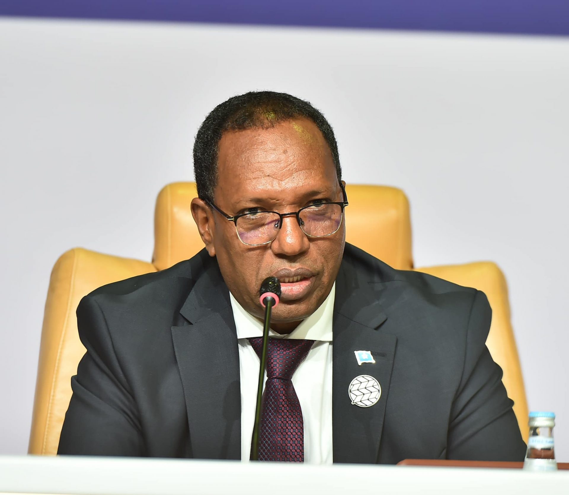 Caqabadaha ka dhalan kara xil ka qaadistii Wasiirka Maaliyada ...